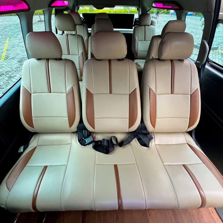 HIACE COMMUTER 15 SEAT + DRIVER + BBM - PT Trikem Trans Wisata